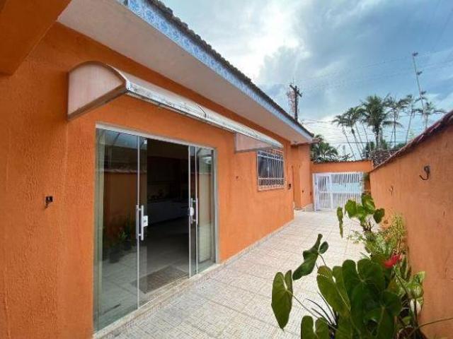 CASA A VENDA NA PRAIA EM MONGAGUÁ/SP