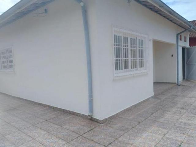 CASA A VENDA NA PRAIA EM MONGAGUÁ/SP