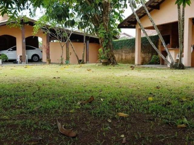 CASA A VENDA NA PRAIA EM PERUÍBE