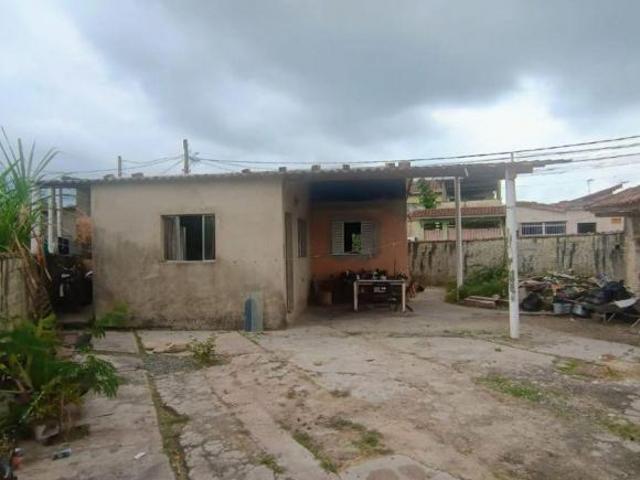 Casa à Venda na Praia, Peruíbe / SP