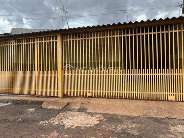 Casa à Venda na QNP 14 | 2 Quartos | Casa nos Fundos | Financiável