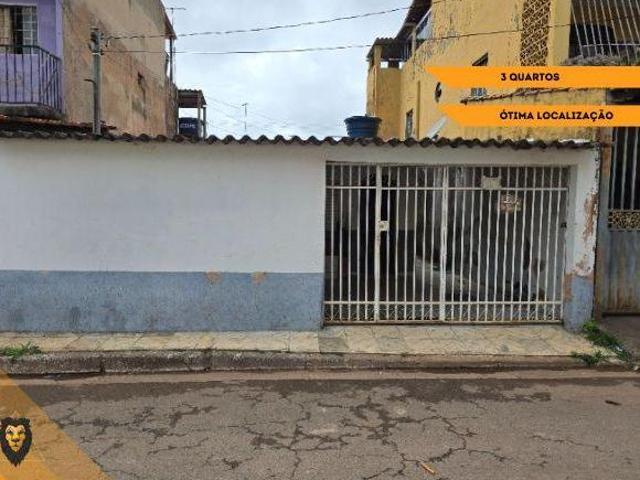 Casa à venda na QR 514 Samambaia Sul