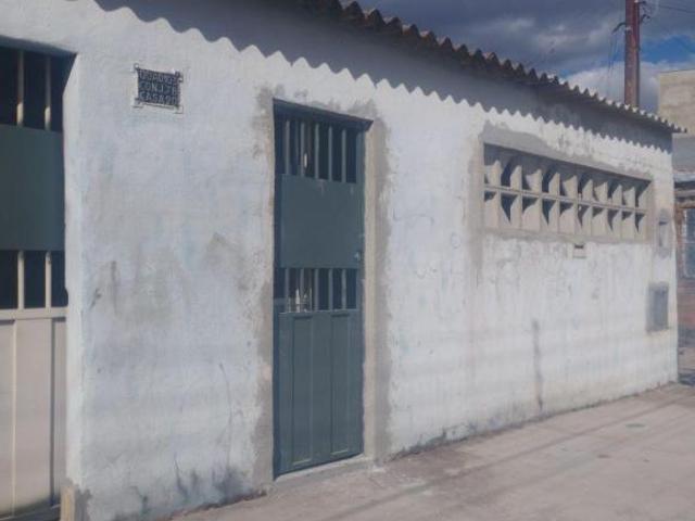 CASA A VENDA NA QUADRA 103 DO RECANTO DAS EMAS