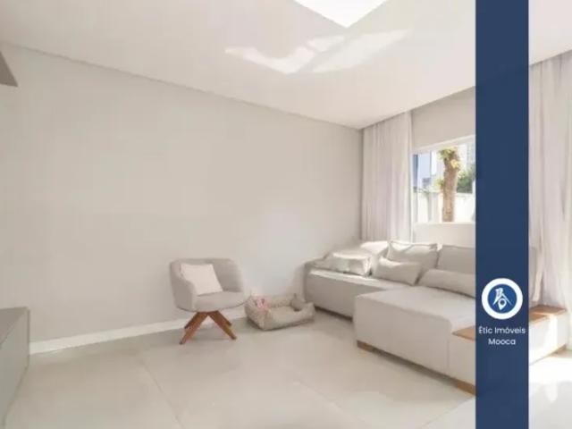 Casa a venda na quarta parada 150m 2 vagas
