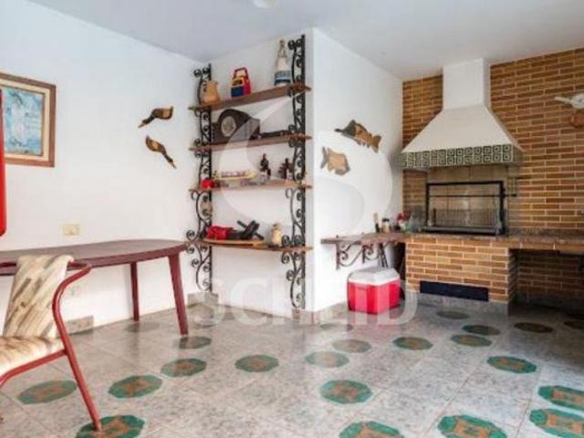 Casa à venda na R. Duarte Leite, Granja Julieta, 4 suítes, 4 vagas