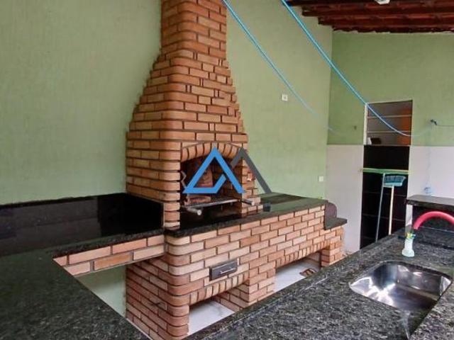 Casa à Venda na Região Central de Caieiras / SP
