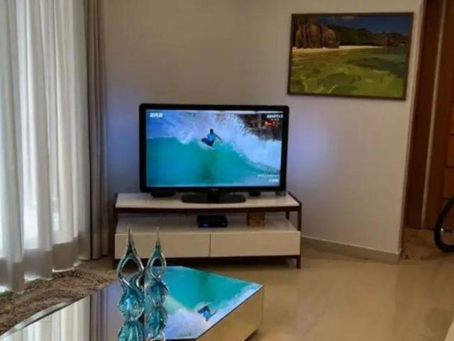 Casa à Venda na região Centro, Embu das Artes – Localização Privilegiada!