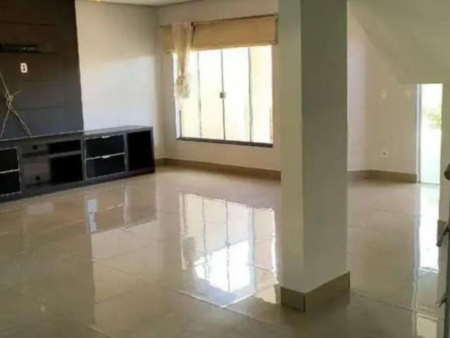 Casa à Venda na região Cidade Vargas– Localização Privilegiada!