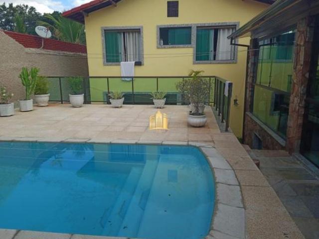 CASA A VENDA NA REGIÃO DA PAMPULHA EM BELO HORIZONTE/MG