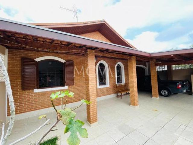 Casa à Venda na Reserva do Bosque
