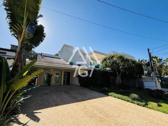CASA À VENDA NA RIVIERA DA SÃO LOURENÇO
