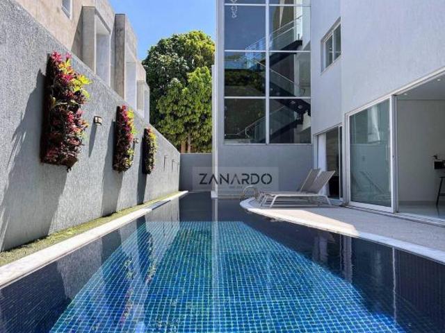 Casa a venda na Riviera de São Lourenço