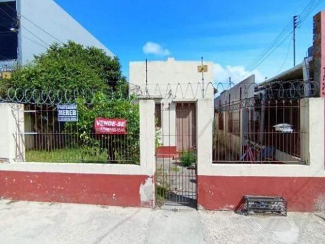 Casa à venda na Rua Gonçalves Ledo