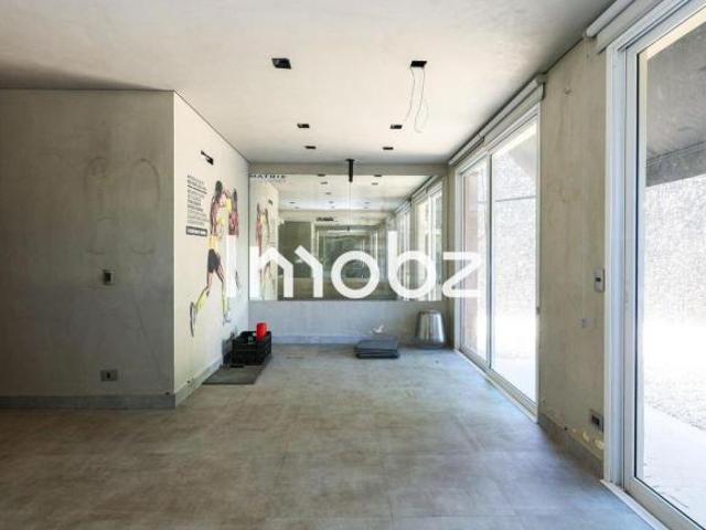 Casa à venda na Rua Joaquim Cândido de Azevedo Marques, 735 Real Parque São Paulo SP CEP: 05