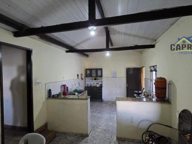 Casa à venda, na Rua Professor Maravilha, Bairro Lava Pés, Carmópolis de Minas MG