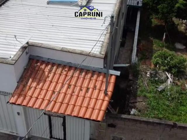 Casa à venda, na Rua Valdemar Alves de Paula, nº136 Bairro Santo Antônio Carmópolis de Minas M