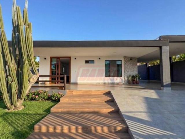 Casa à venda na Rua 4 – Vicente Pires, Brasília/DF