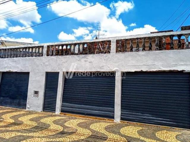 Casa à venda na Vila Teixeira!