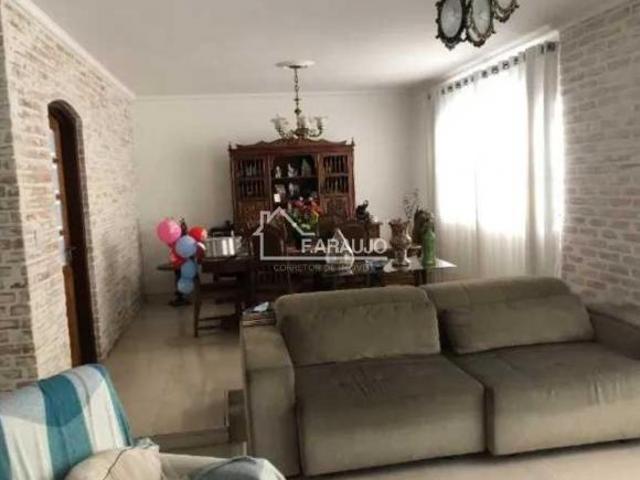 Casa à venda na Vila Trujillo