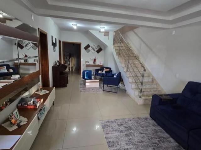 Casa à venda na Vila União em Campinas com 3 dormitórios e aceita permuta