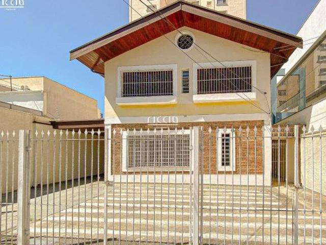 Casa à venda na Vila Adyana