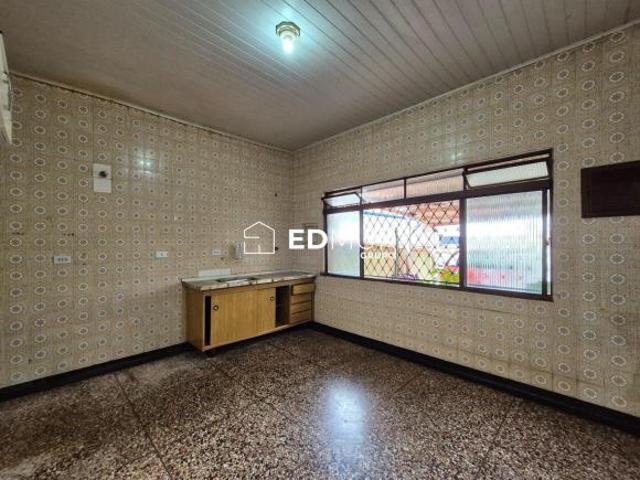 Casa à venda na Vila Alzira