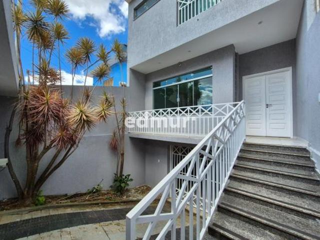 Casa à venda na Vila Alzira