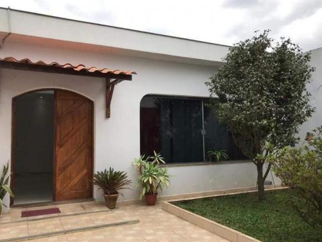 Casa à Venda na Vila Assunção em Santo André — 320 m² de terreno, 230 m² úteis