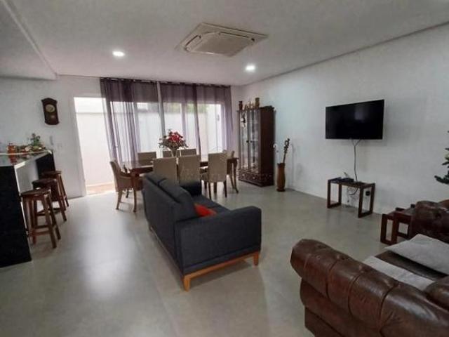Casa à venda na Vila Assunção