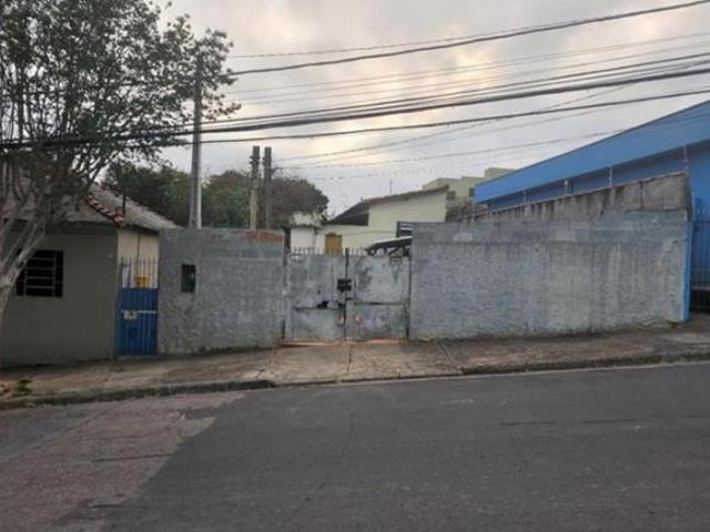 Casa à venda na Vila Aparecida
