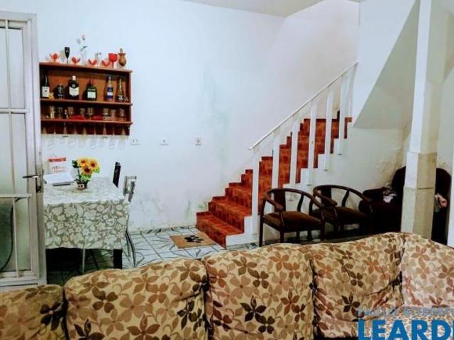 Casa à venda na Vila Apiaí