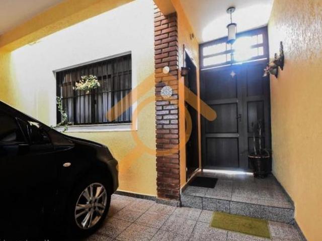 Casa à Venda na Vila Arriete: 3 Quartos, 1 Suíte, 2 Banheiros, 2 Vagas, 132m² São Paulo SP