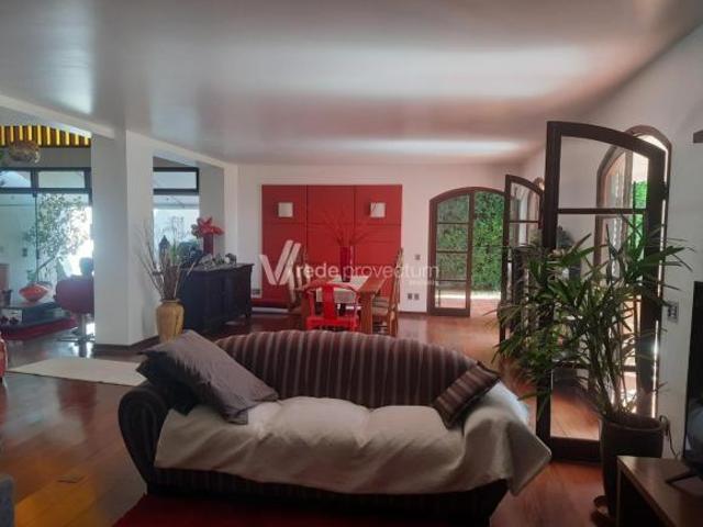 Casa à venda na Vila Brandina!