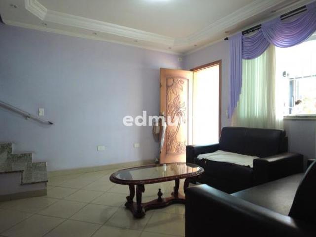 Casa à venda na Vila Camilópolis