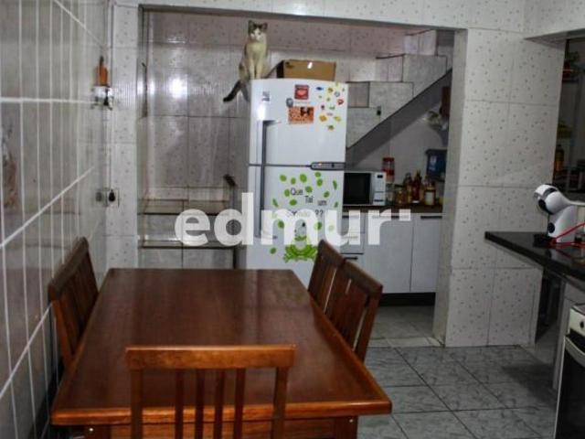 Casa à venda na Vila Camilópolis