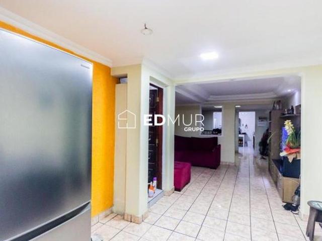 Casa à venda na Vila Camilópolis