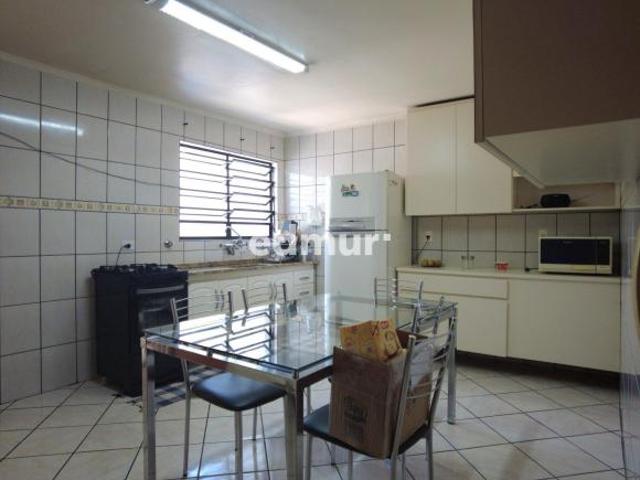 Casa à venda na Vila Camilópolis