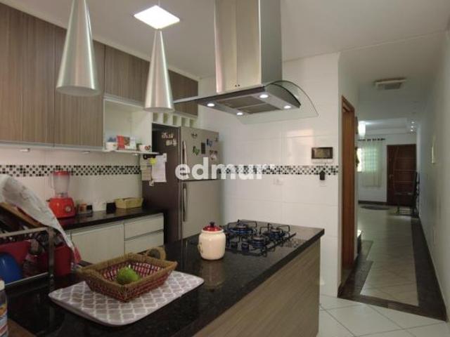 Casa à venda na Vila Camilópolis