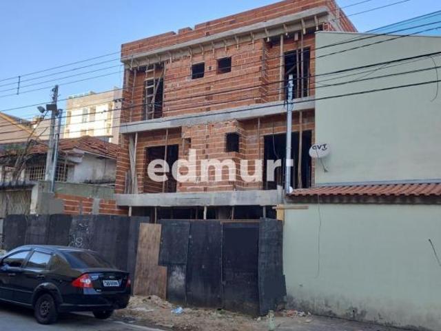 Casa à venda na Vila Camilópolis