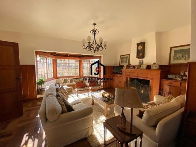 Casa à venda na Vila Capivari