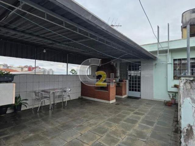 Casa a venda na Vila Carmen, 3 quartos sendo 1 suíte e 3 vagas