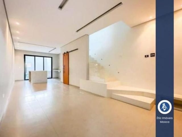 CASA A VENDA NA VILA CARRÃO 150m