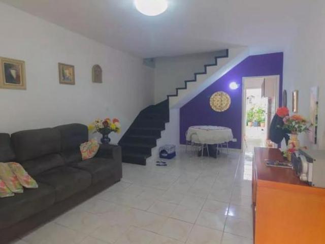 Casa à Venda na Vila Cordeiro São Paulo
