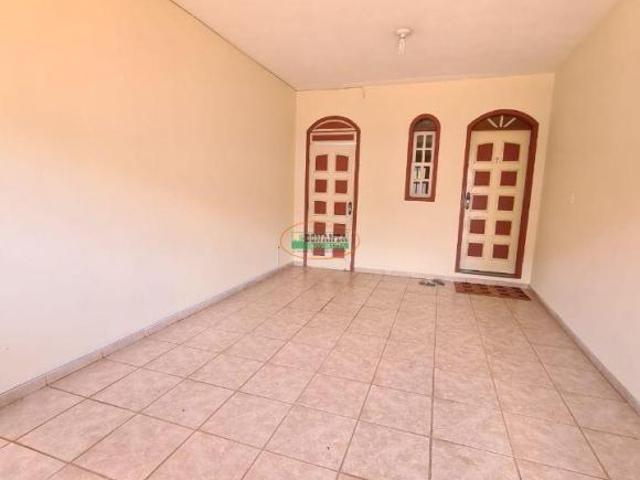 Casa à venda na Vila do Carmo