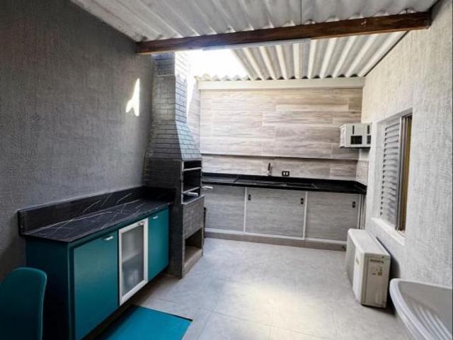 CASA À VENDA NA VILA EURO