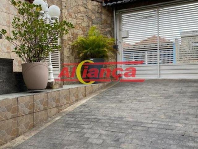 Casa a Venda na Vila Franci em SP