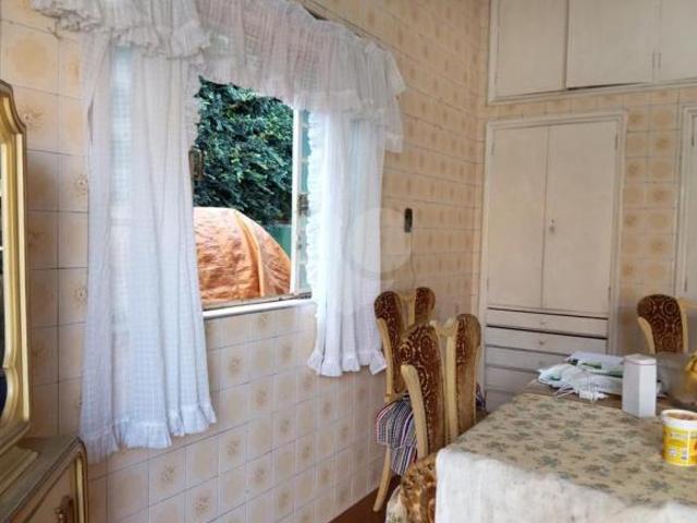 Casa à venda na Vila Galvão