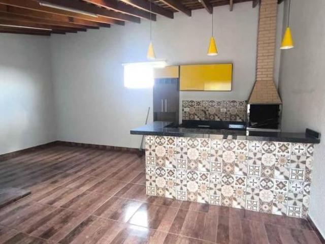 Casa à venda na Vila Galvão