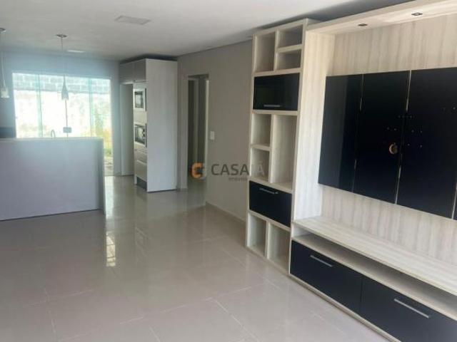Casa à venda na Vila Glória, Campo Largo PR: 3 quartos, 1 banheiro, 71m² de área! Imperdível oportun