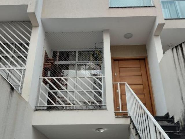 CASA A VENDA NA VILA GRANADA COM 3 QUARTOS E 4 VAGAS